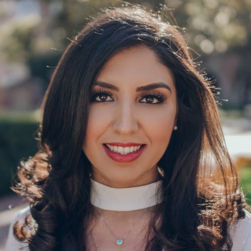 Niki Bayat Archives - Tirgan Festival 2019